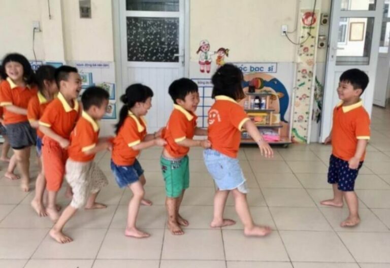 Đồng dao rồng rắn lên mây: Thuyết minh cách chơi, luật lệ